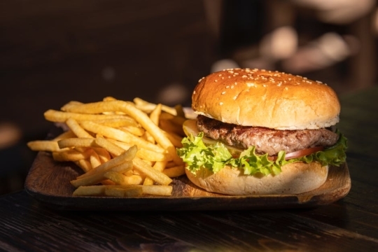 What Makes a Gourmet Burger Stand Out? - Burger Republic